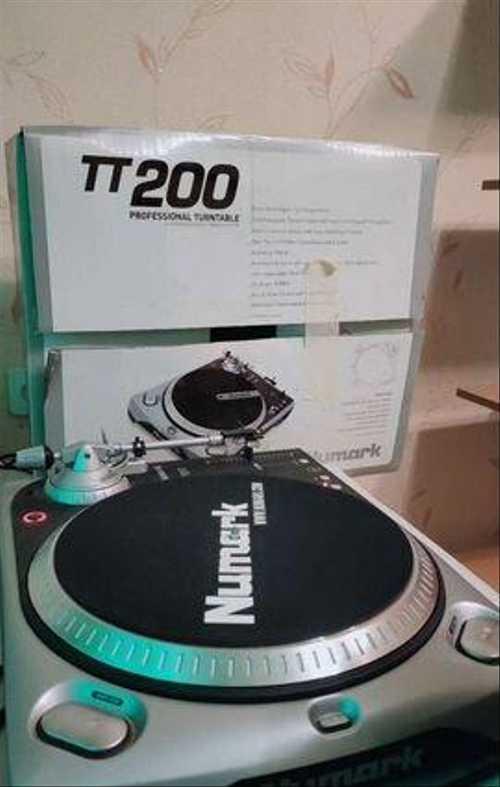 Проигрыватель винила Numark TT200 + AT3600L