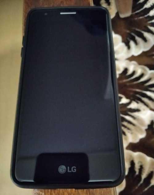 Смартфон LG K8 (X240)