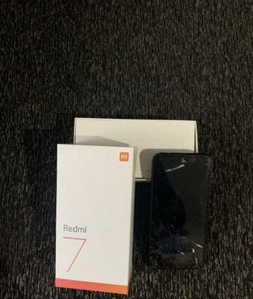 Телефон Xiaomi redmi7