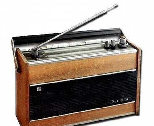 Радио Riga-103 FM/AM/AUX винтаж из 1970-х