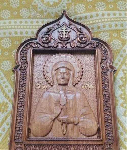 Икона Святой Матроны из дерева