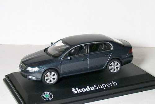 1/43 Skoda Superb 2008 Abrex Шкода Суперб-2 grey