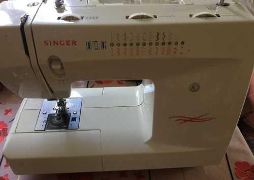 Швейная машинка Singer 3722