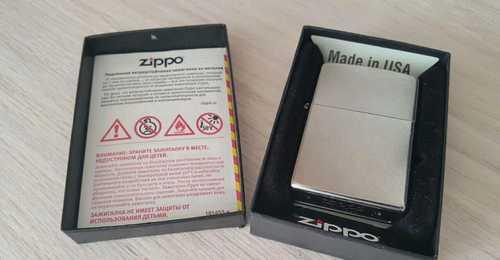 Бензиновая зажигалка Zippo Classic 207 (новая)