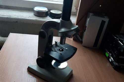 Микроскоп ум 301