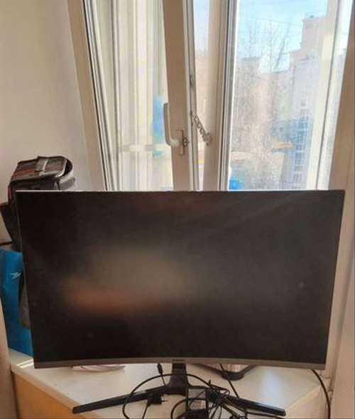 Монитор игровой Samsung 31.5"