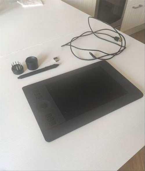 Wacom Intuos Pro S