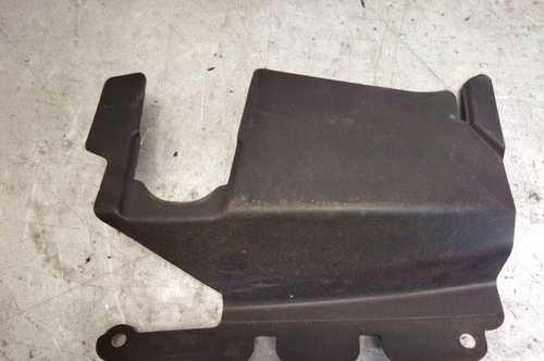 Дефлектор радиатора Ford Focus 2 хетчбэк 2.0 aoda