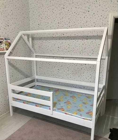 Детская Кровать домик