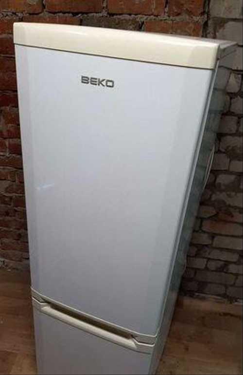 Холодильник Беко высотой 140см. Хорошее состояние