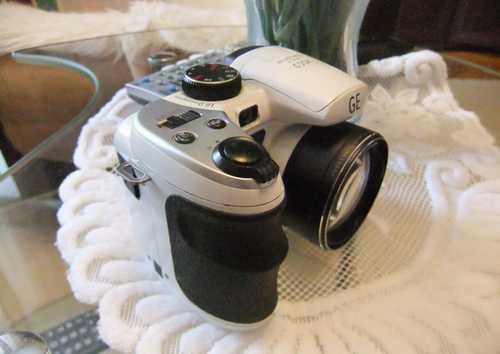 Компактный фотоаппарат GE X500