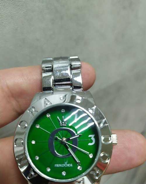 Авито новосибирск часы. Invicta Pro Diver 8926. Invicta часы 8926. Часы черный циферблат зеленый безель Инвикта. Invicta зеленые.