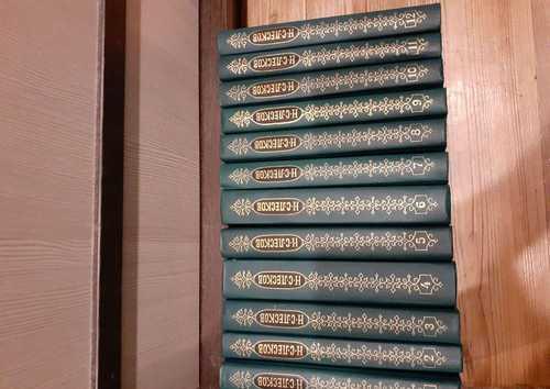 Продам книги Н.С.Лесков 12книг и И.А.Гончаров 7 кн