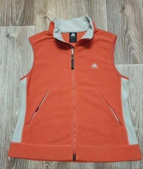 Жилетка флисовая Nike ACG женская. М