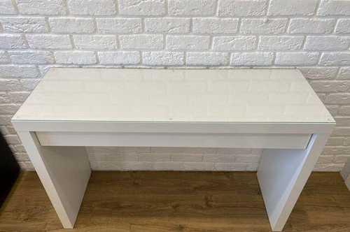 Туалетный столик IKEA Malm