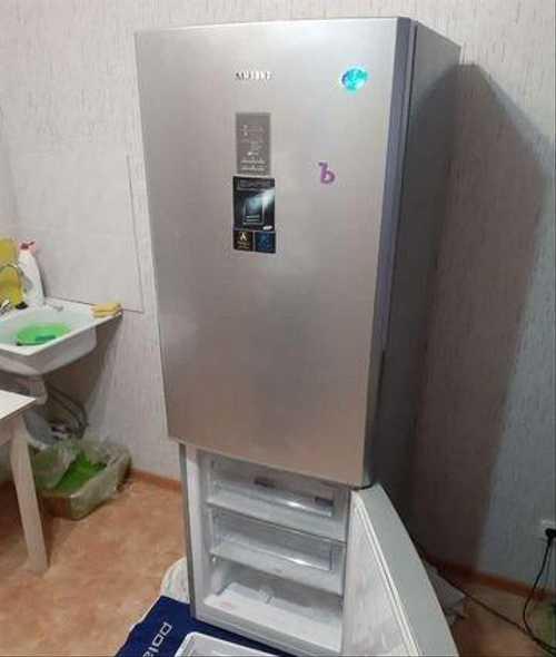 Холодильник Samsung RL34ects1/BWT