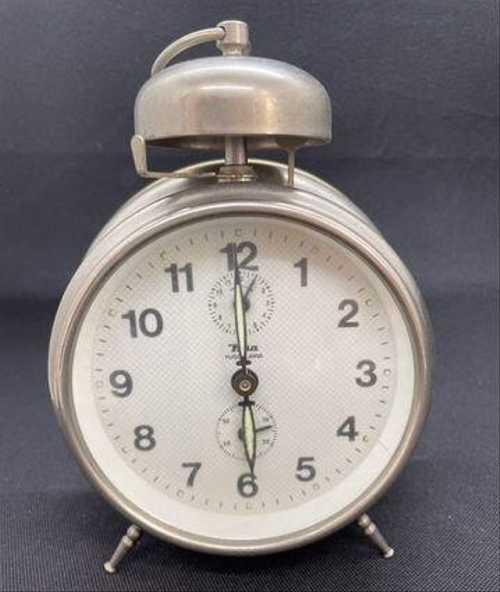Настольные часы будильник " Insa" Югославия 1950