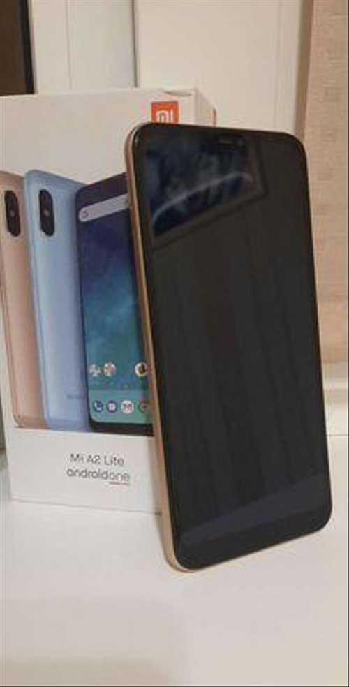 Телефон Xioami MI a2 lite 4/32