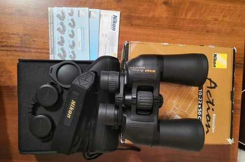 Бинокль Nikon Action 10-22x50 CF