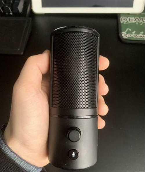 Микрофон Razer Seiren X