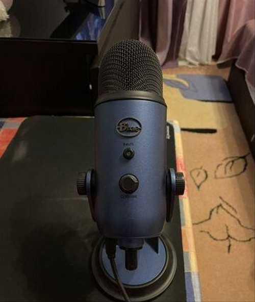 Микрофон Blue Yeti