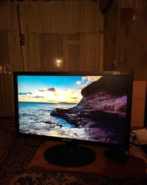 Монитор SAMSUNG 23.6" FullHD