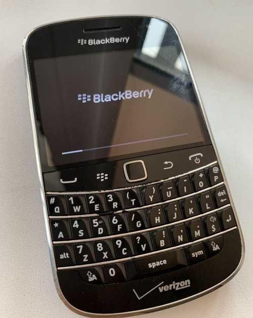 Телефон BlackBerry bold 9930
