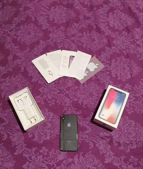 Продам iPhone Х (В новом состояние)