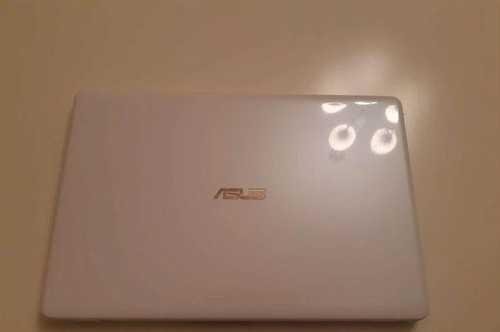 Ноутбук Asus R542U
