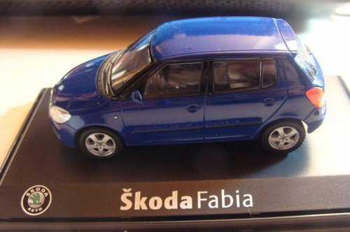 Официальная модель. Skoda Fabia, 1:43
