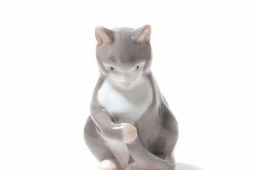 Фарфоровая фигура "Котёнок". Bing & Grondahl