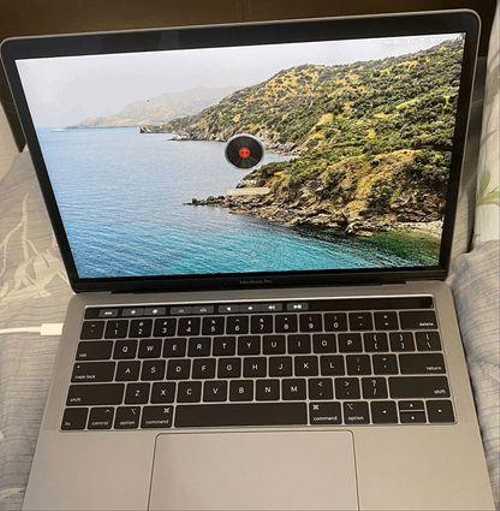 Macbook pro 13 2018, 256, 8GB, 655