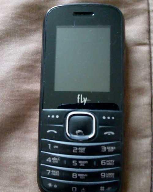 Телефон Fly DS103D