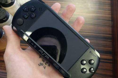 Sony PSP е 1008