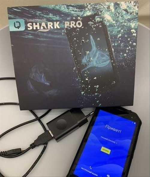 Телефоны shark pro. BQ 5003l Shark Pro. DQ Shark Pro телефон. Аккумулятор телефона на BQ-5003l. Shark телефон коробка.
