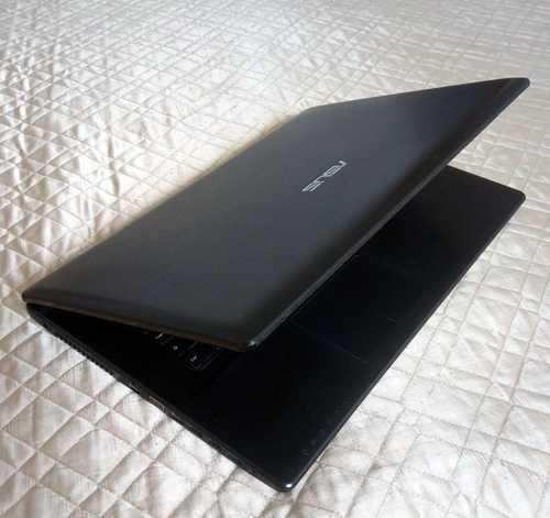 Ноутбук asus X75VC