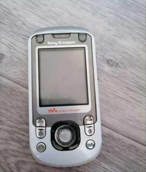 Телефон Sony Ericsson W550i на запчасти