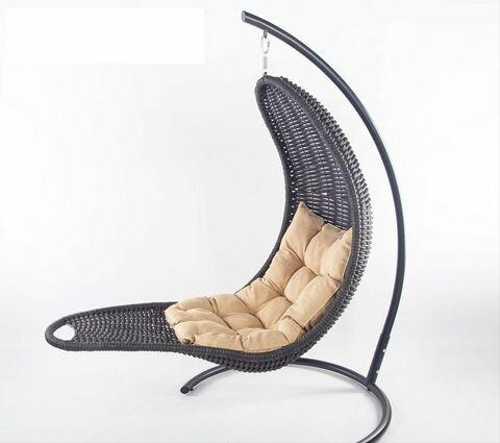 Плетеное подвесное кресло-шезлонг