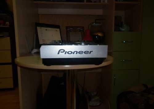 Диджейский пульт PIOneer DJM-400-CDJ-200