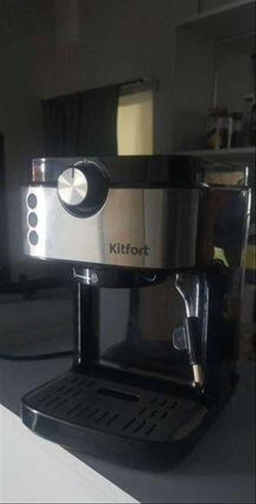 Кофеварка рожковая Kitfort KT-742 (кофемашина)