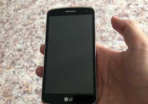 Телефон LG x220ds