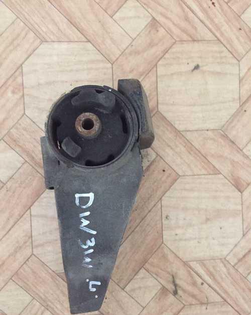 Подушка двигателя mazda demio DW3W B3