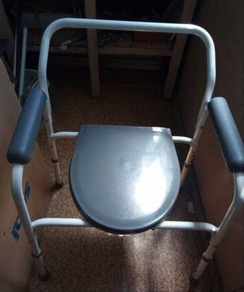 Туалетное кресло для пожилых