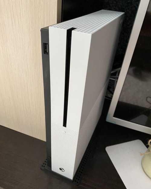 Xbox One S 1Tb