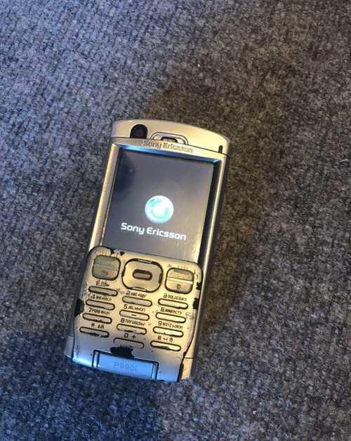 Телефон Sony Ericsson p990i