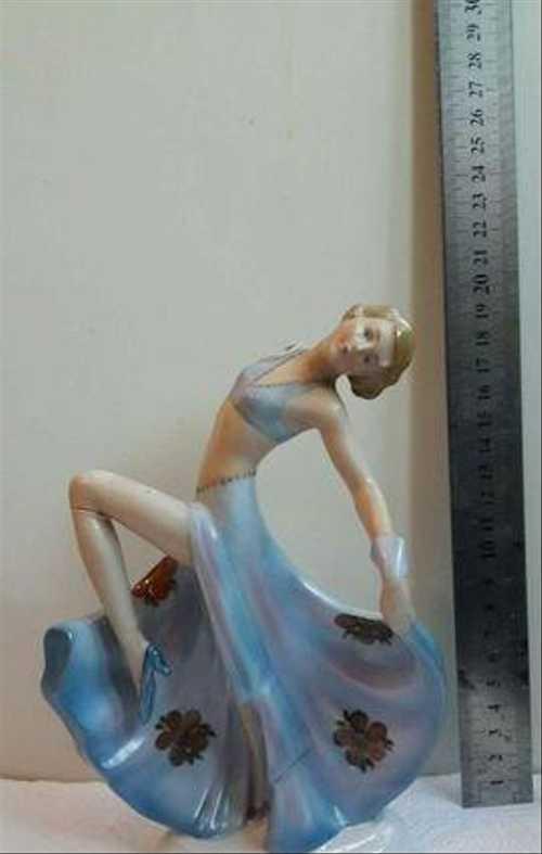 Танцовщица немецкая статуэтка коллекционирование
