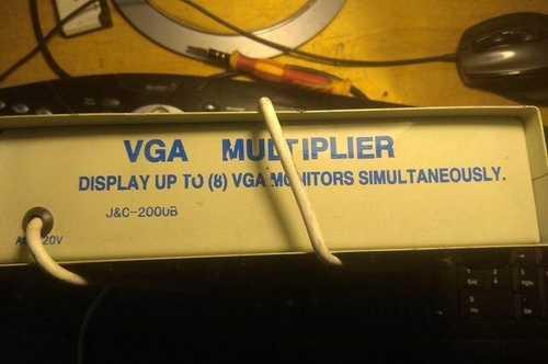 Разветвитель VGA Multiplier J&C-2000B 8 мониторов