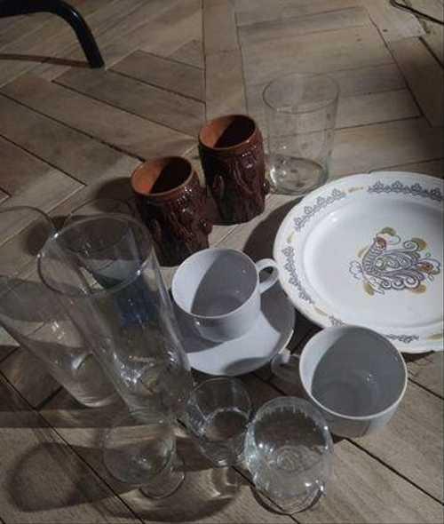 Посуда: стопка, стаканы, рюмки, тарелка, чашки