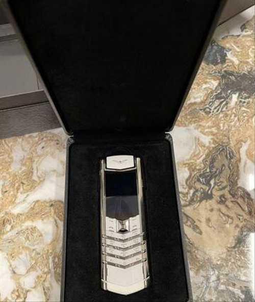 Телефон Vertu signature S design RM 266V