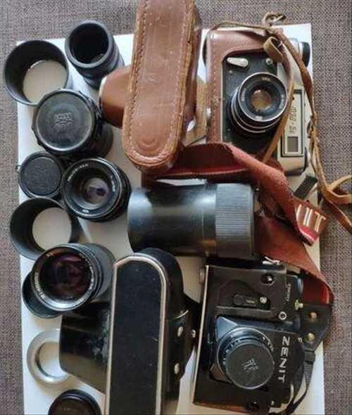 Советские плёночные фотокамеры с объективами